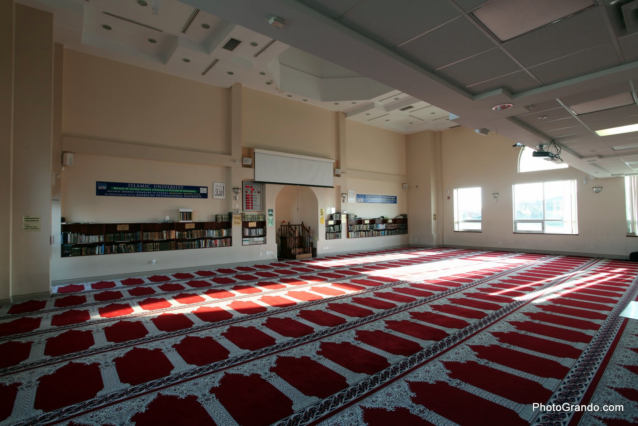 Background - Masjid Al-Farooq